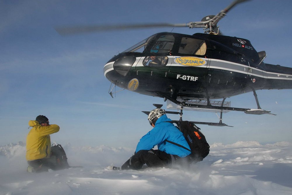 Switzerland Heli Skiing 2025 | EA Heli Skiing