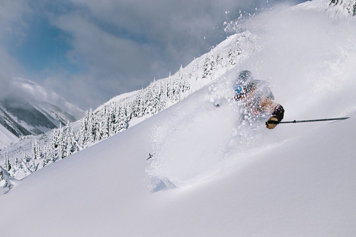 How Much Does Heli skiing Cost and Will It Guarantee Me Powder 